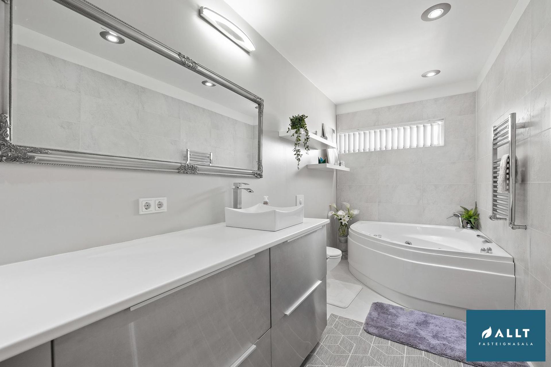 Selás 8, 260 Reykjanesbær | Fasteignavefurinn Fastinn