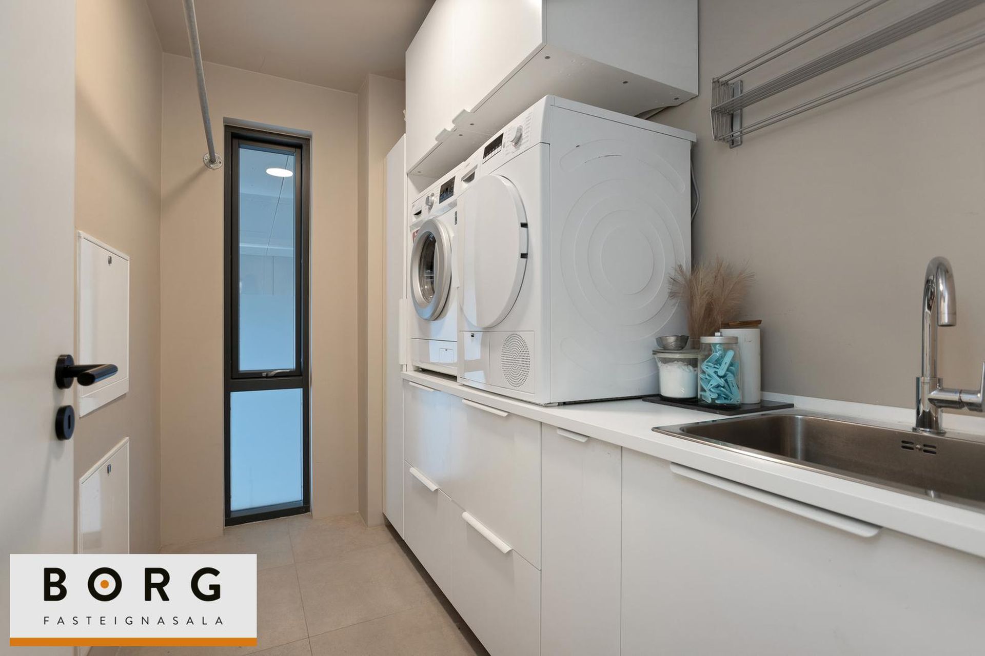 Smyrilshlíð 1, 102 Reykjavík | Fasteignavefurinn Fastinn